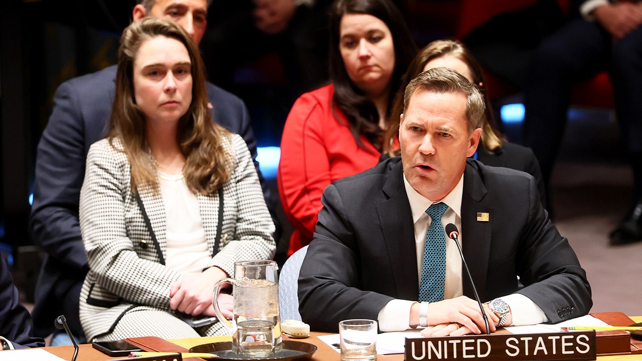 US ambassador warns Iran at emergency UN meeting that Trump is 'man of ...