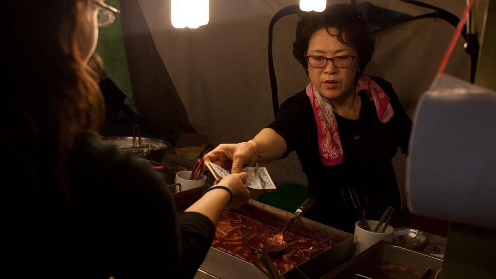 6 countries that dine out the most - and 2 that prefer home-cooked meals