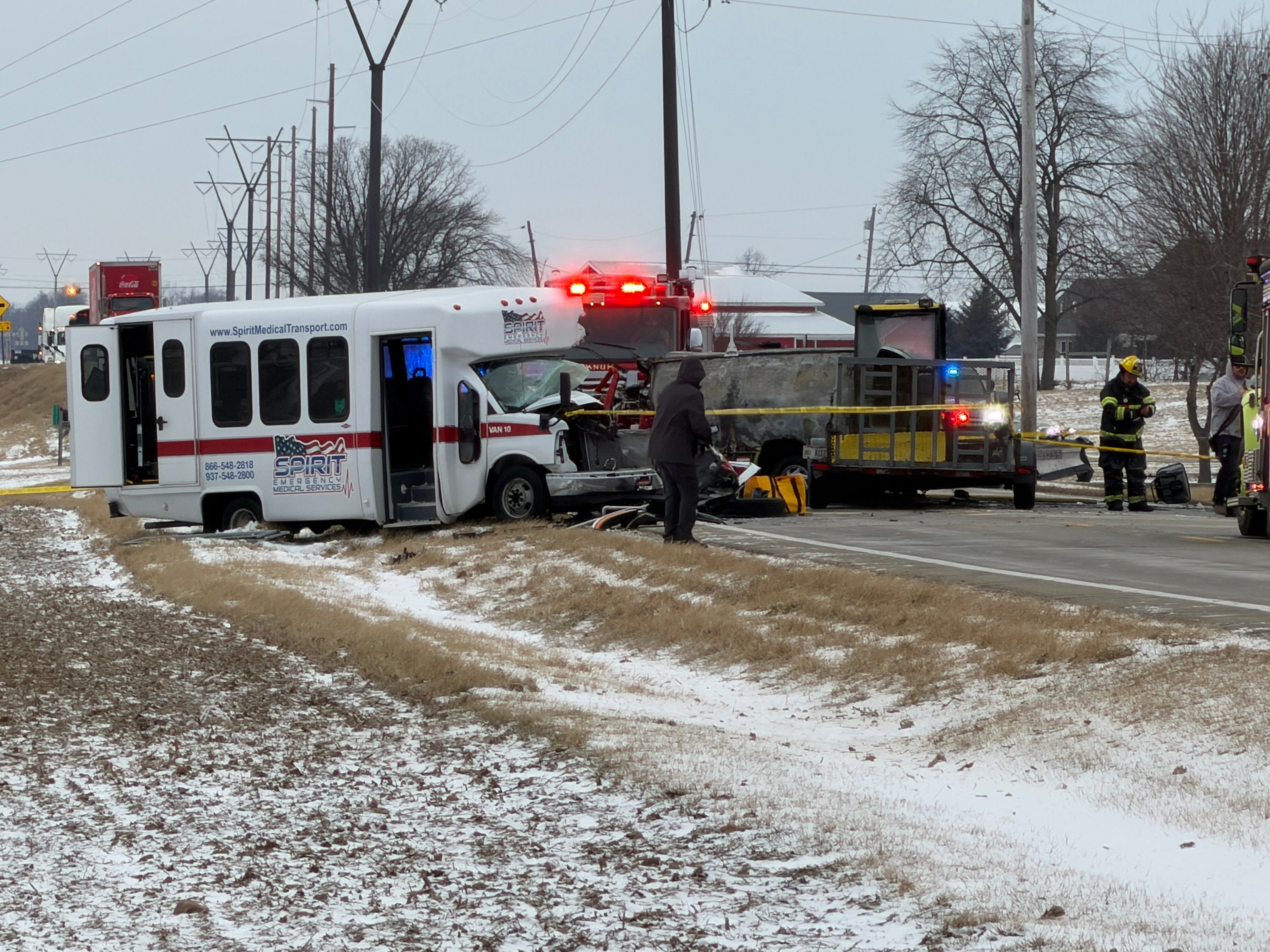 Update: At least 3 hurt in crash involving medical transport bus in ...