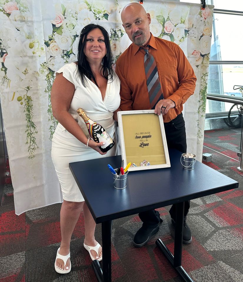 Bride and groom go viral for exchanging vows at 36,000 feet during ...