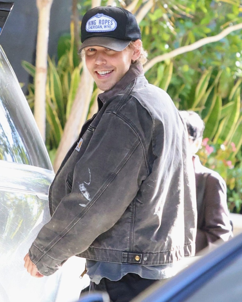 Austin Butler redefine el 'dad style' con el nuevo accesorio infalible ...