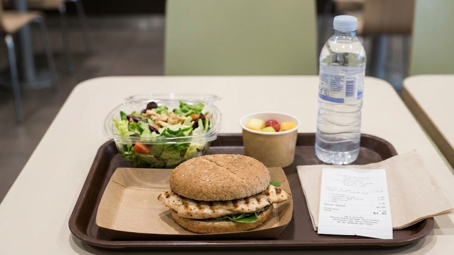 How to eat fast food without gaining weight