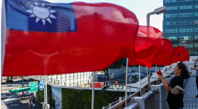 EUA e Taiwan selam acordo comercial de 500 mil milhões e reduzem ...