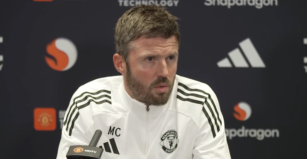 Man Utd hold talks with new midfielder as they look to give Michael ...