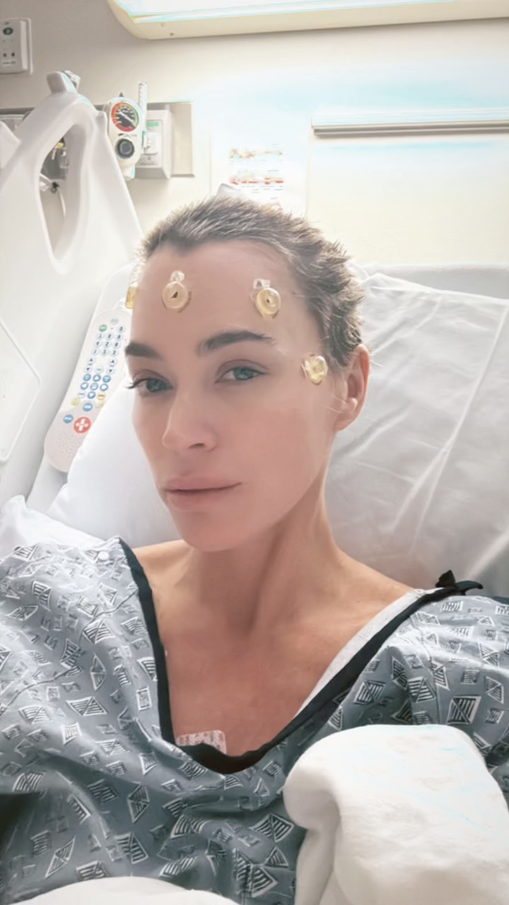 Teddi Mellencamp says she’s struggling in cancer battle after dad John ...