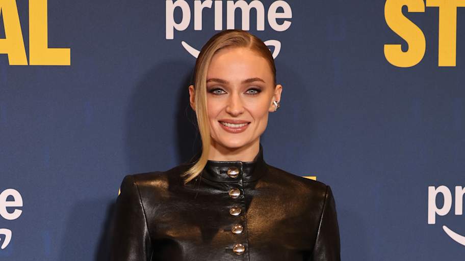 Sophie Turner debuts as Lara Croft in first look at Prime Video's new ...