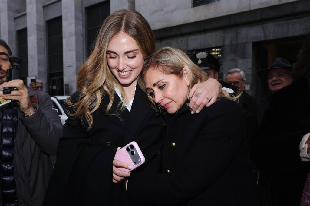 Chiara Ferragni prosciolta, l'affetto di amici e famiglia: "Per sempre ...