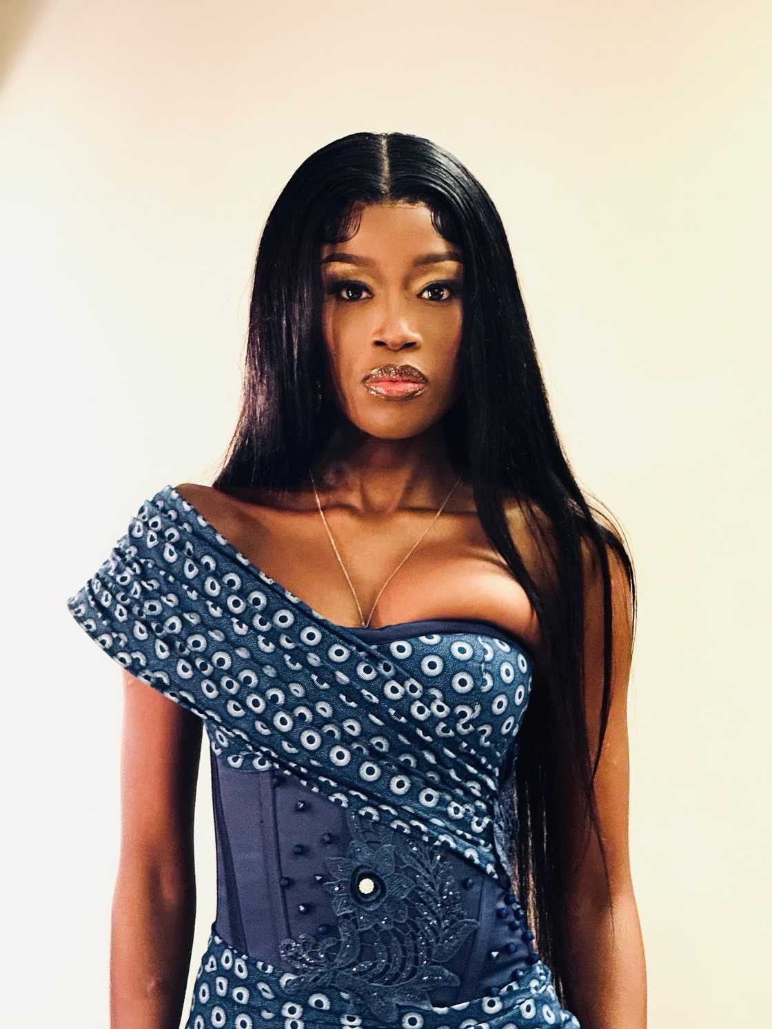 Here's how singer Thatohatsi reacted to being bodyshamed