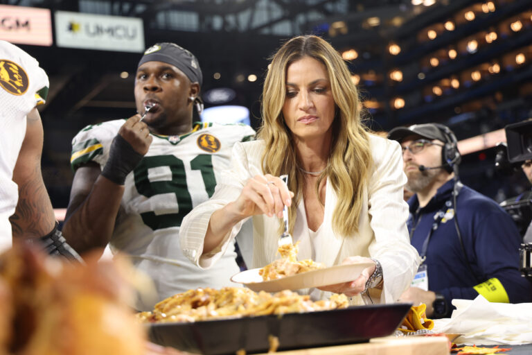 Erin Andrews celebrates 'fabulous' fur coat after viral NFL playoff moment