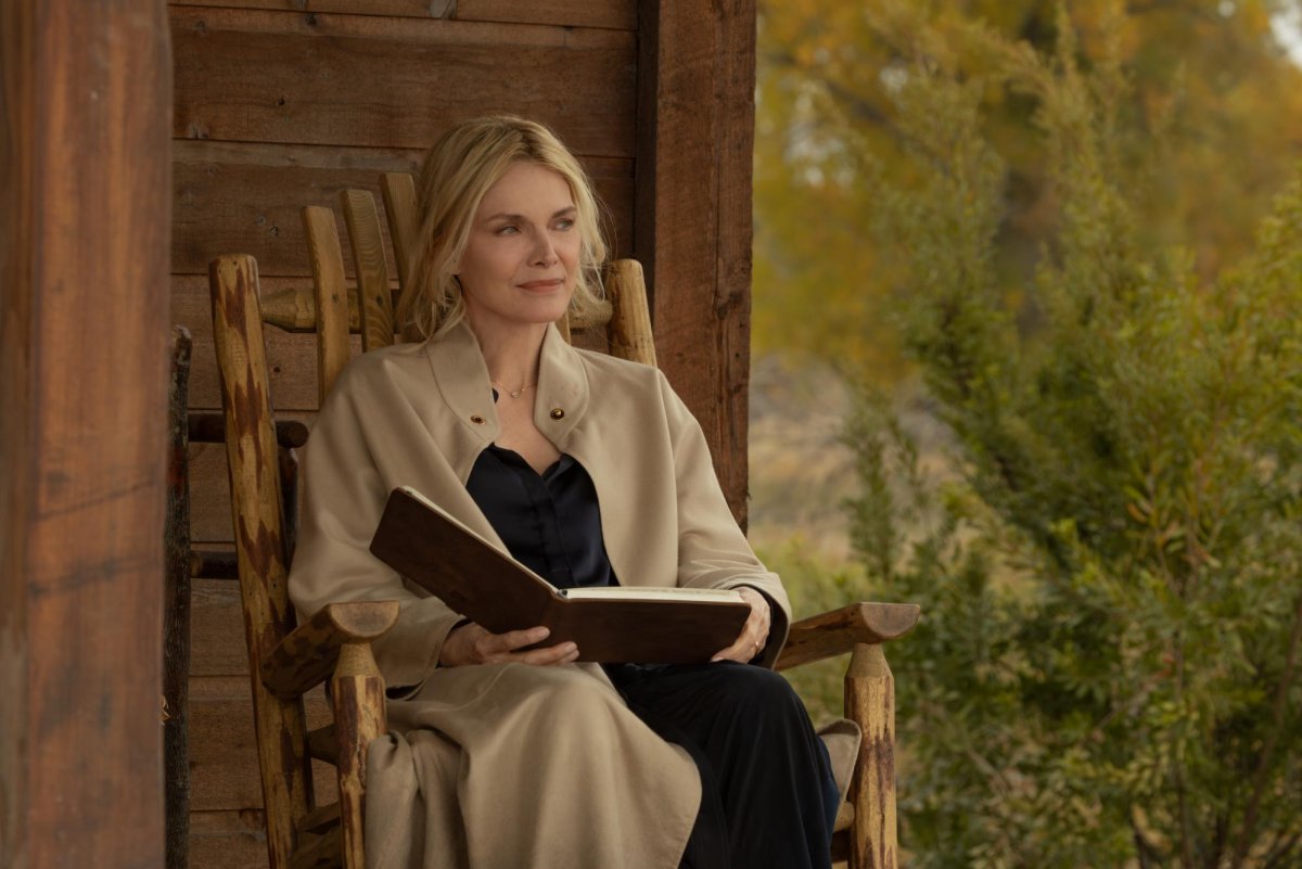 Look: Michelle Pfeiffer, Kurt Russell seen in Sheridan's 'Madison' pics