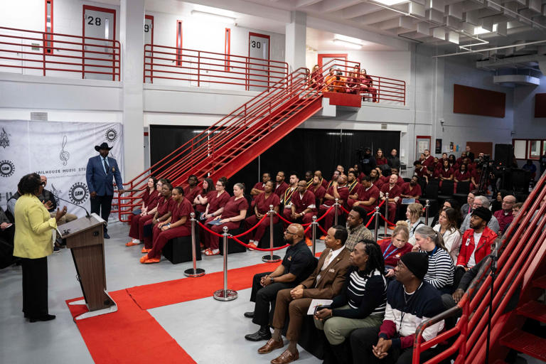 IGNITE introduces new Tiny Ivy program at Genesee County Jail