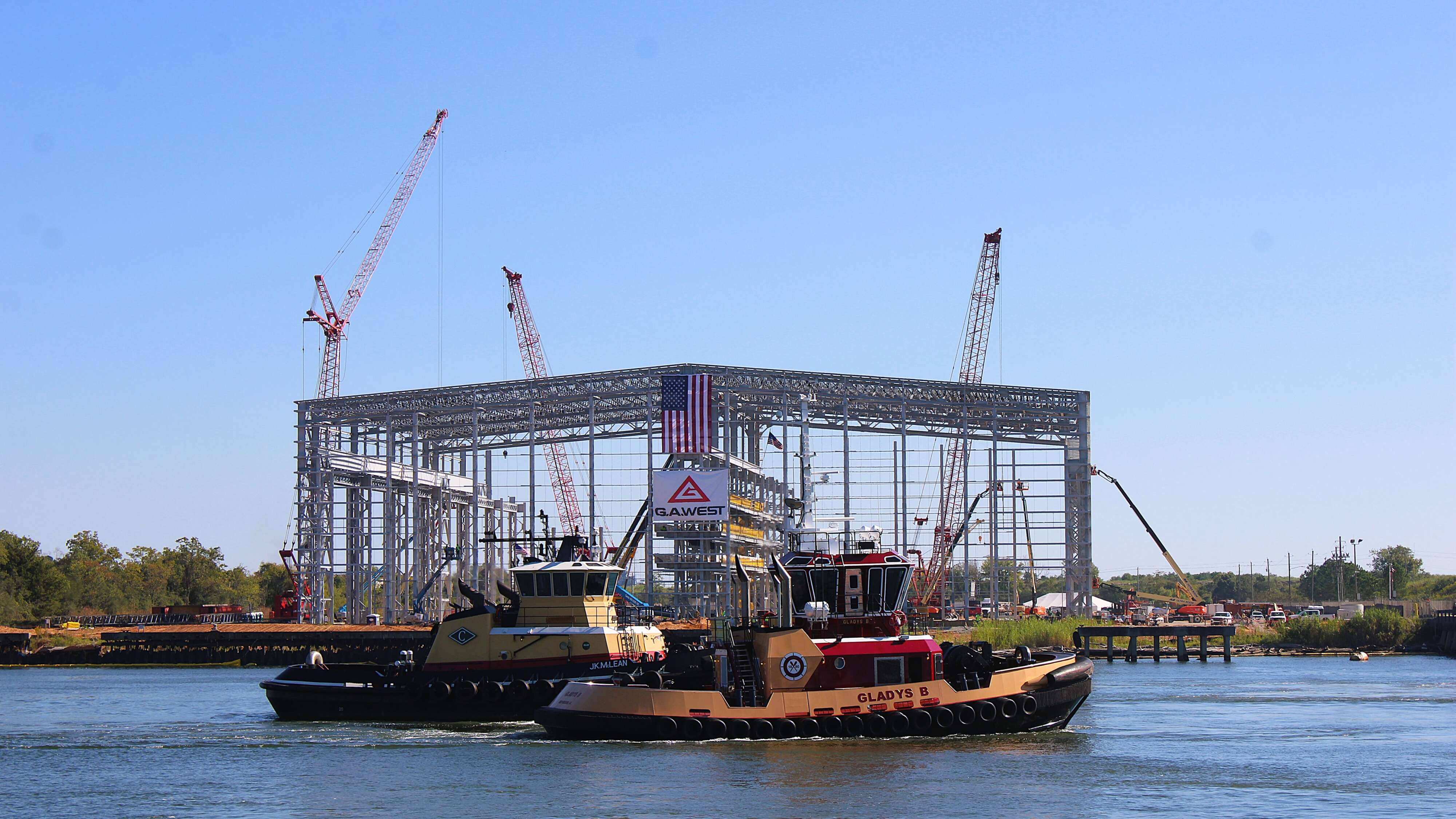 Top Navy admiral sees military shipbuilding’s future in this Alabama ...