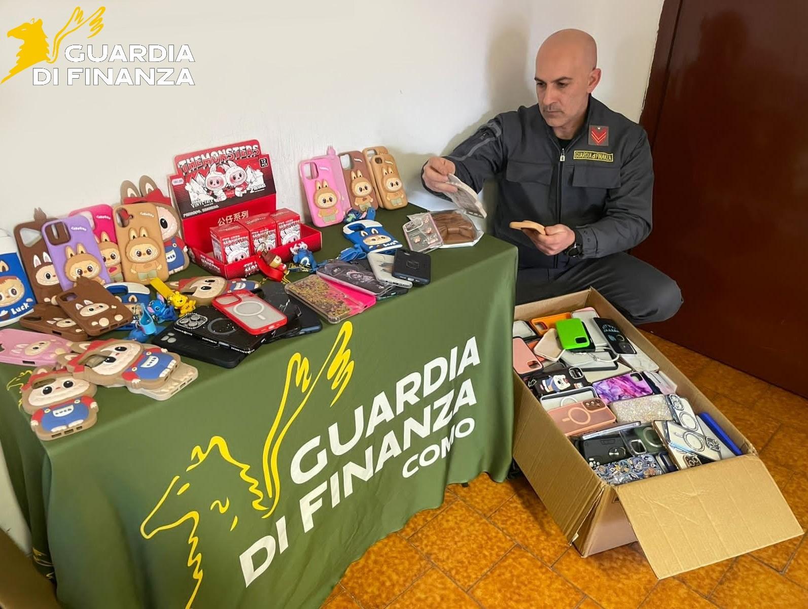 Gera Lario, sequestrate cover per telefoni contraffatte con personaggi ...