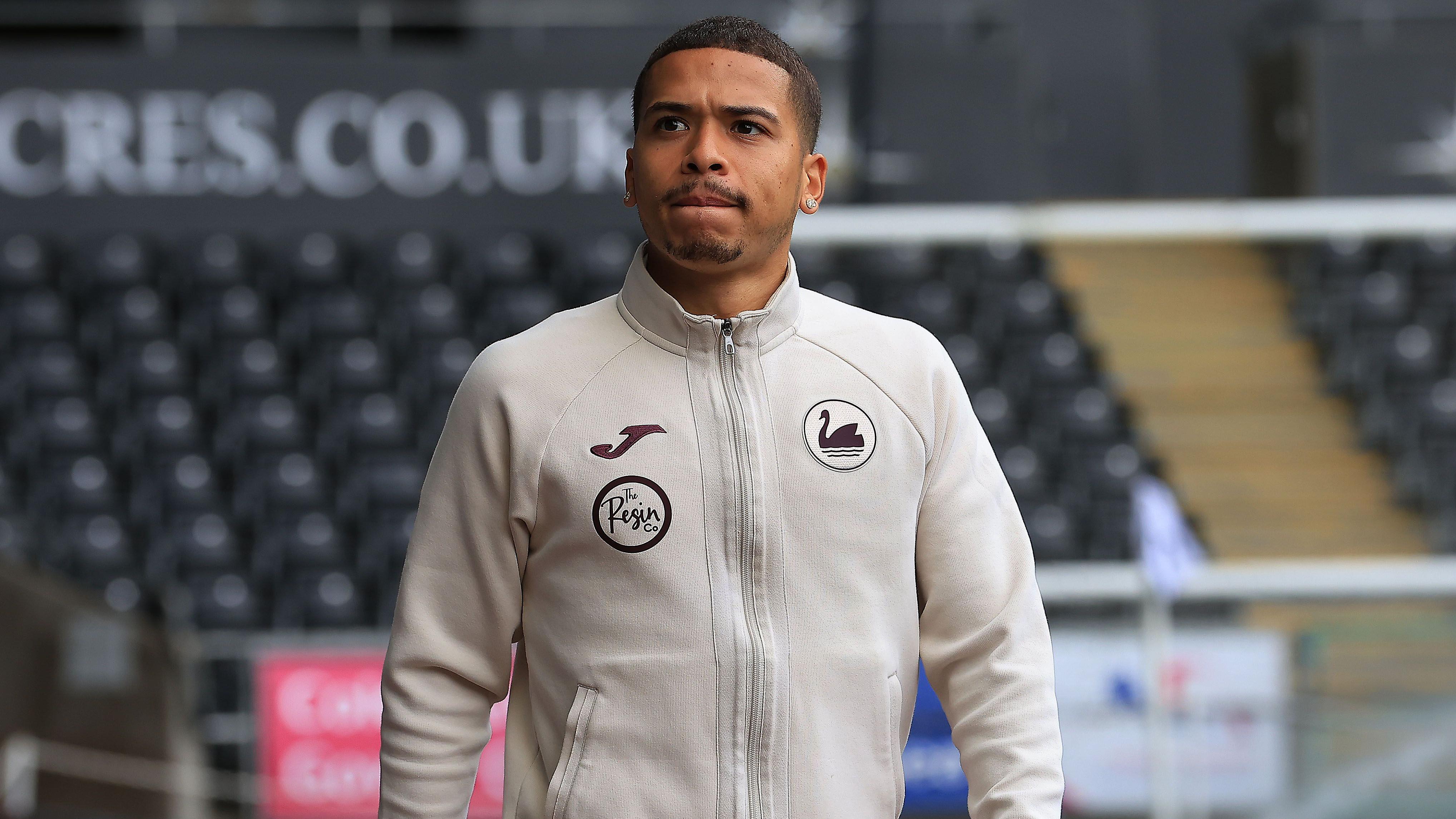 Swansea 'have a space' for new winger - Matos