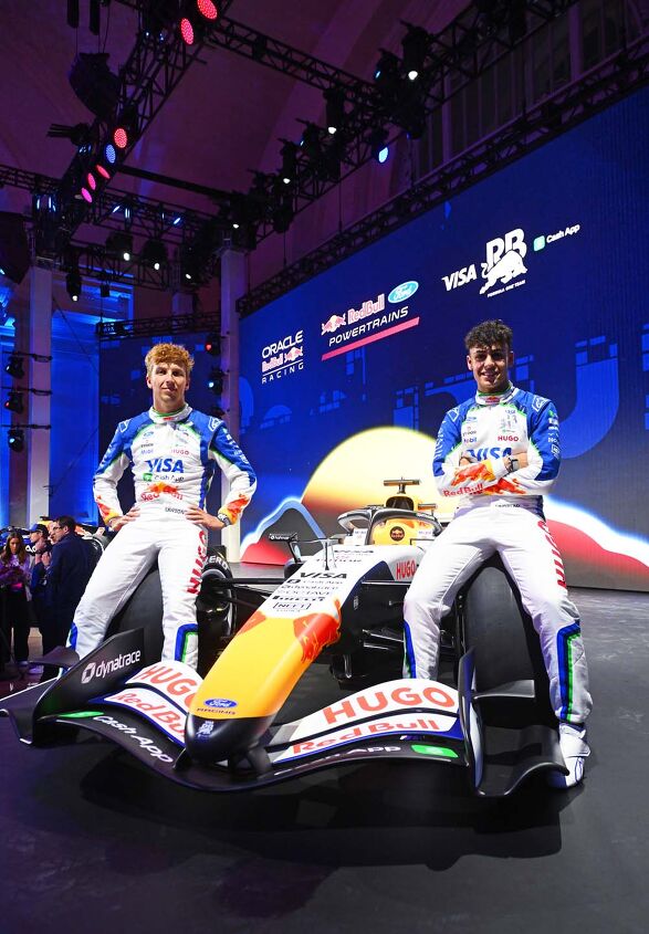 Red Bull Racing, Ford reveal 2026 F1 cars