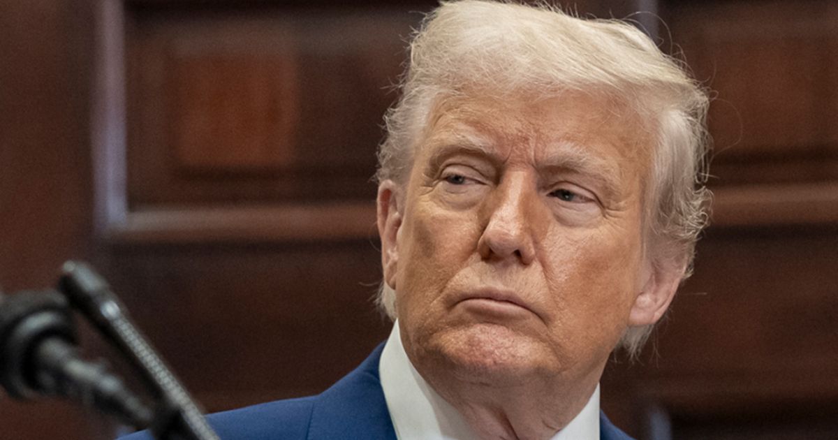 Donald Trump transferring Venezuelan oil money to Qatar bank? Report ...