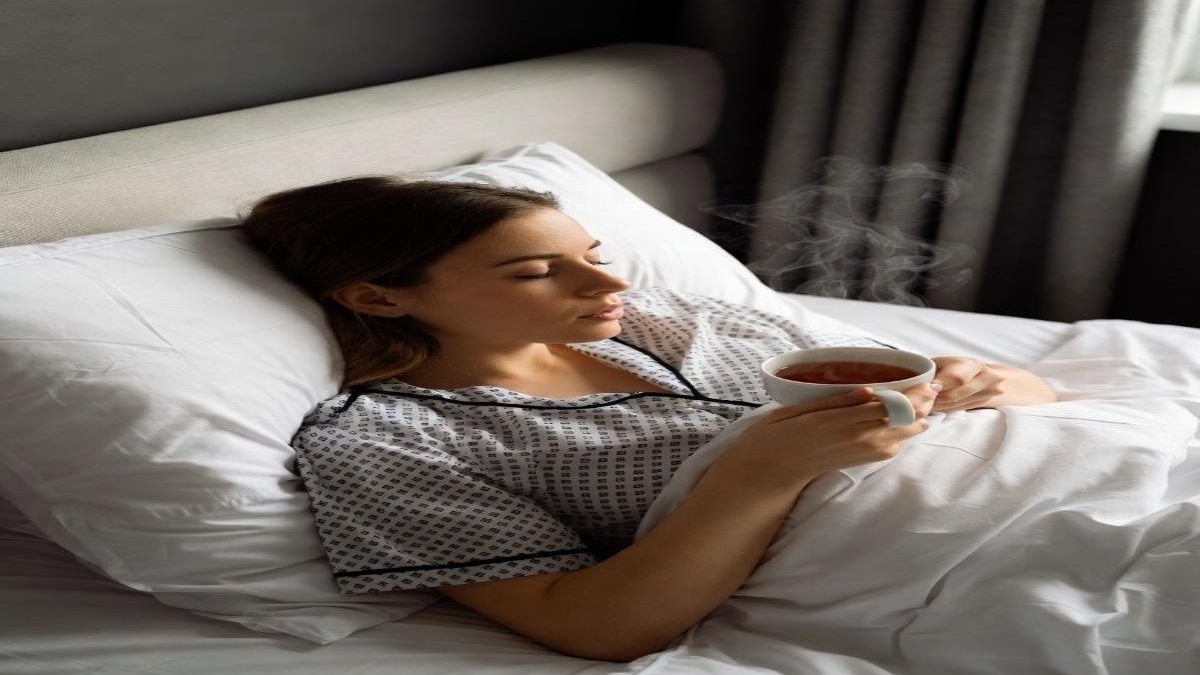 The best warm drinks to help you sleep better this winter, according to ...
