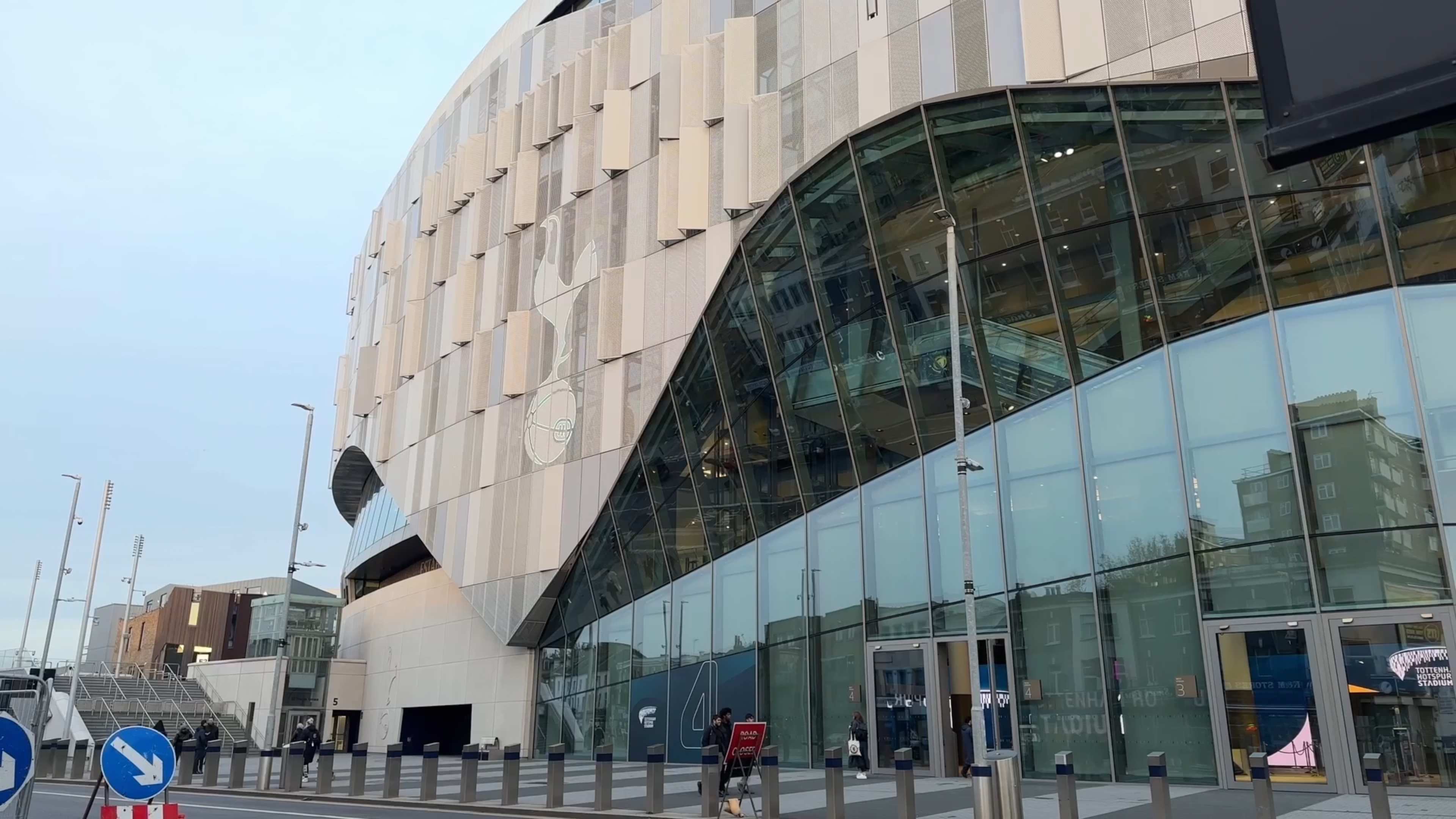 London Transfer round up: Tottenham Hotspur sign Connor Gallagher ...