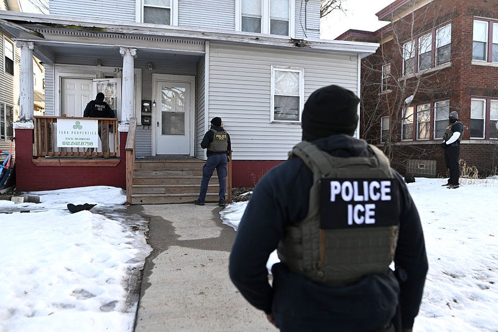 ICE agents ate lunch at a Mexican restaurant. Then came back 5 hours ...
