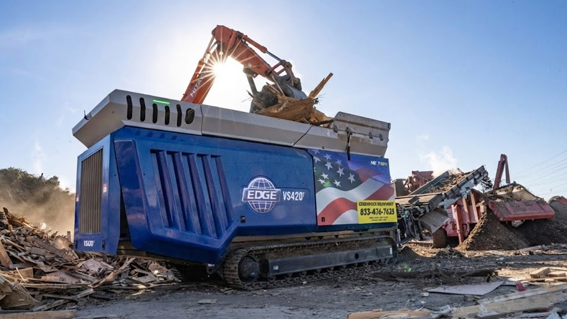 EDGE VS420 shredder working with UWS team