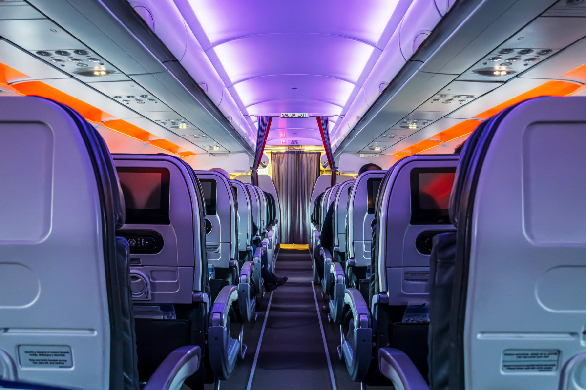 Mid-flight wedding compared to 'hostage situation' in viral video