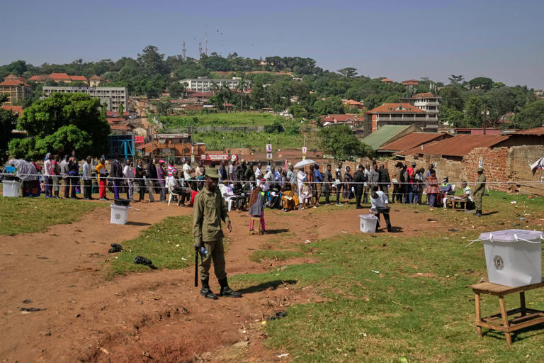 Uganda's president leads in tense election marred by internet shutdown ...