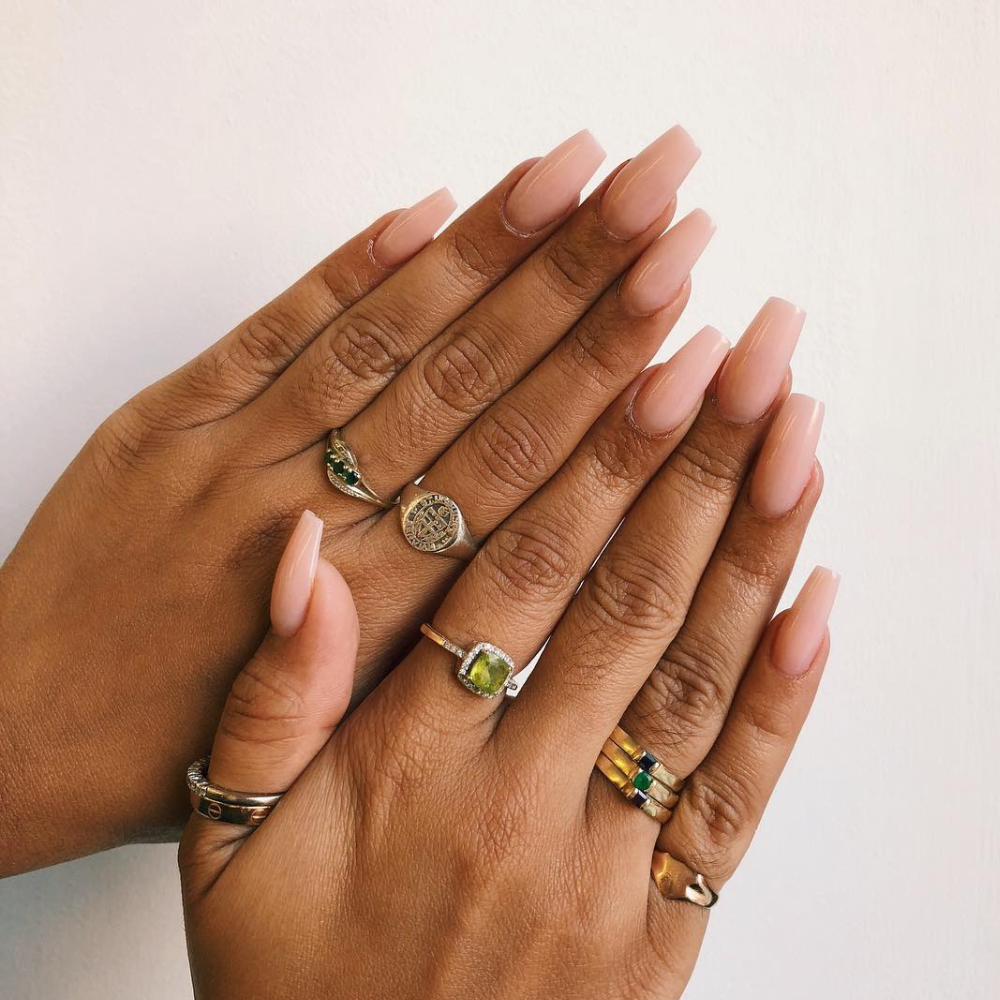 Designs and colors celebrity manicurists especially love on coffin ...