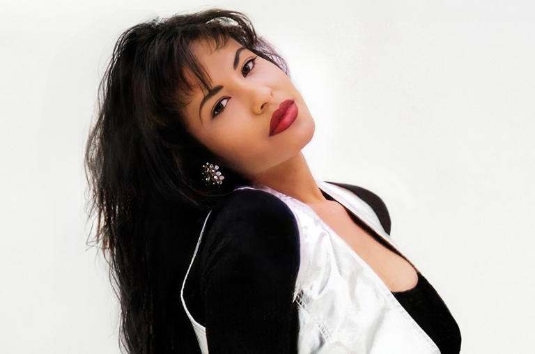 Selena: From Texas to the world: Late superstar's personal items now on ...
