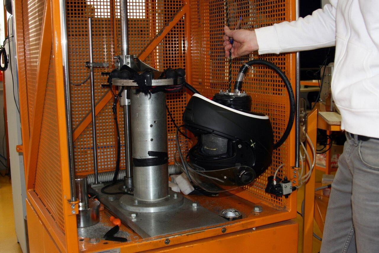 SBK. Allarme caschi. Molti i produttori ancora senza l’omologazione FIM2