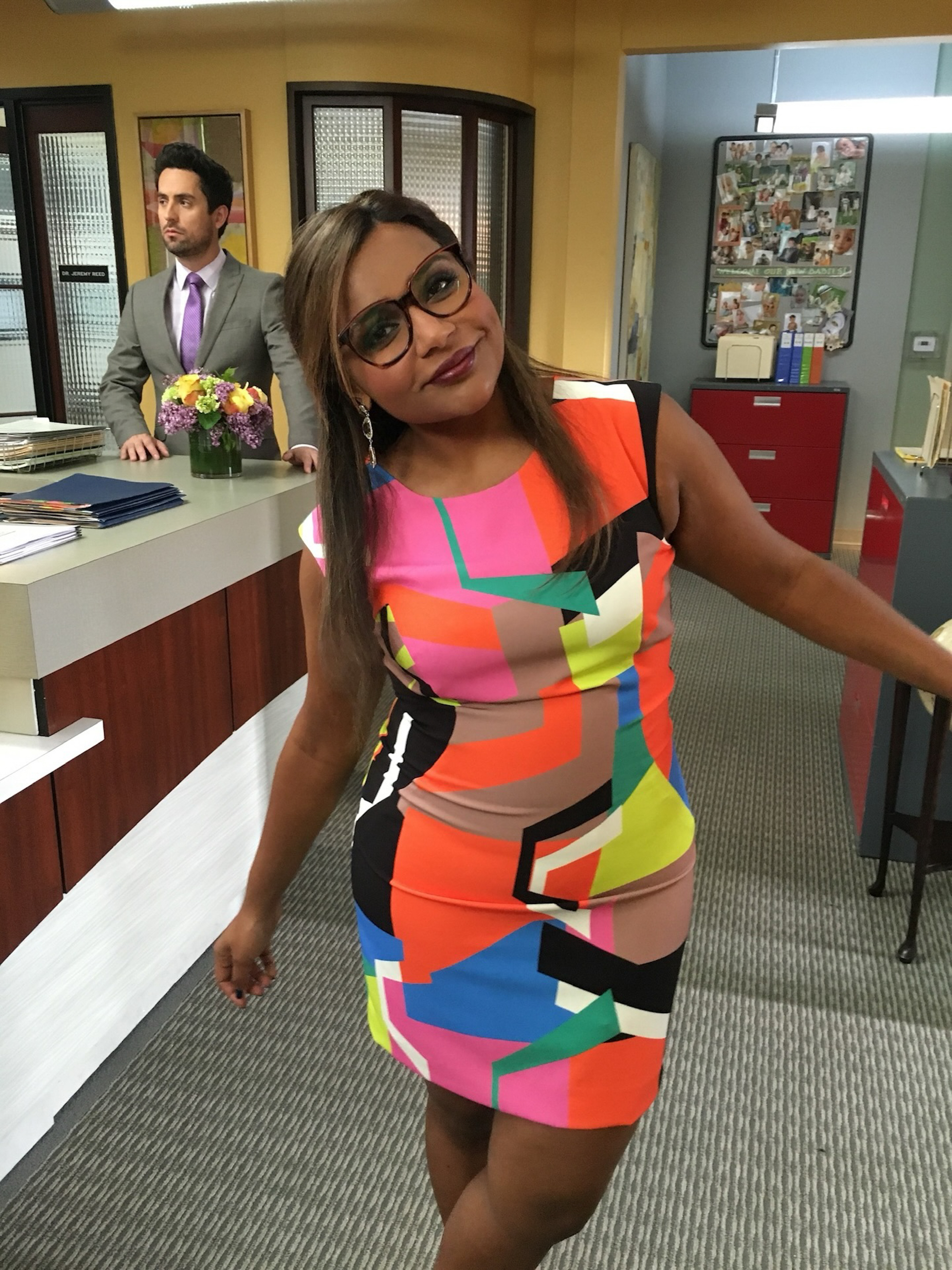 Mindy Kaling reacts to her 2016 pics after weight loss transformation ...