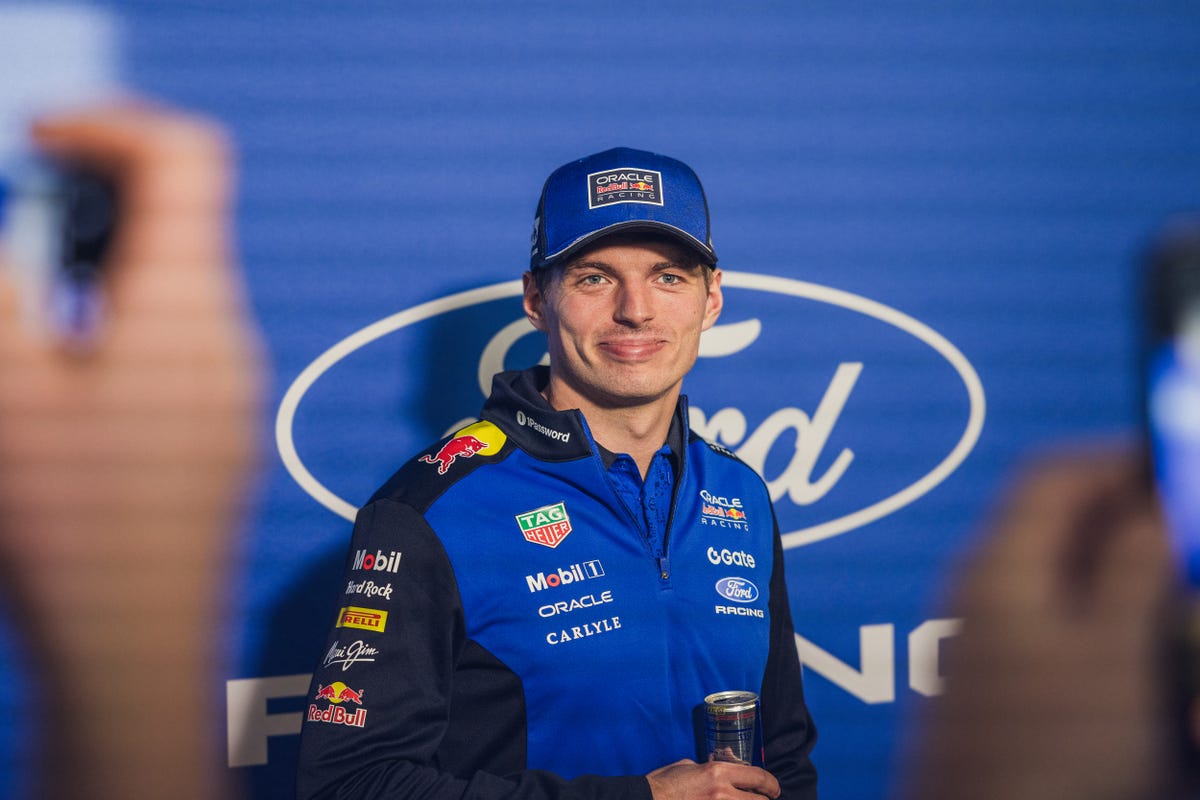 Max Verstappen gives us his tips on building an accurate racing simulator