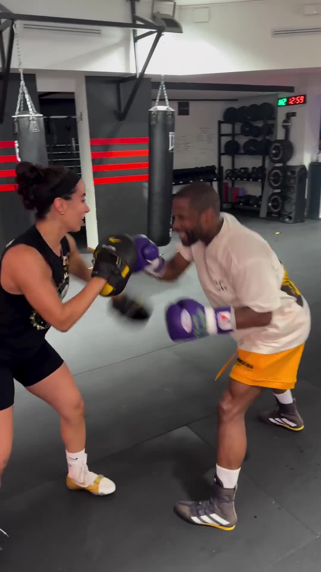 Floyd Mayweather Just a light workout before my boxing exhibition in ...