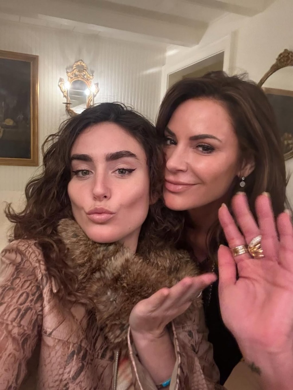 Luann de Lesseps’ daughter, Victoria, is now a psychic medium — and rid ...