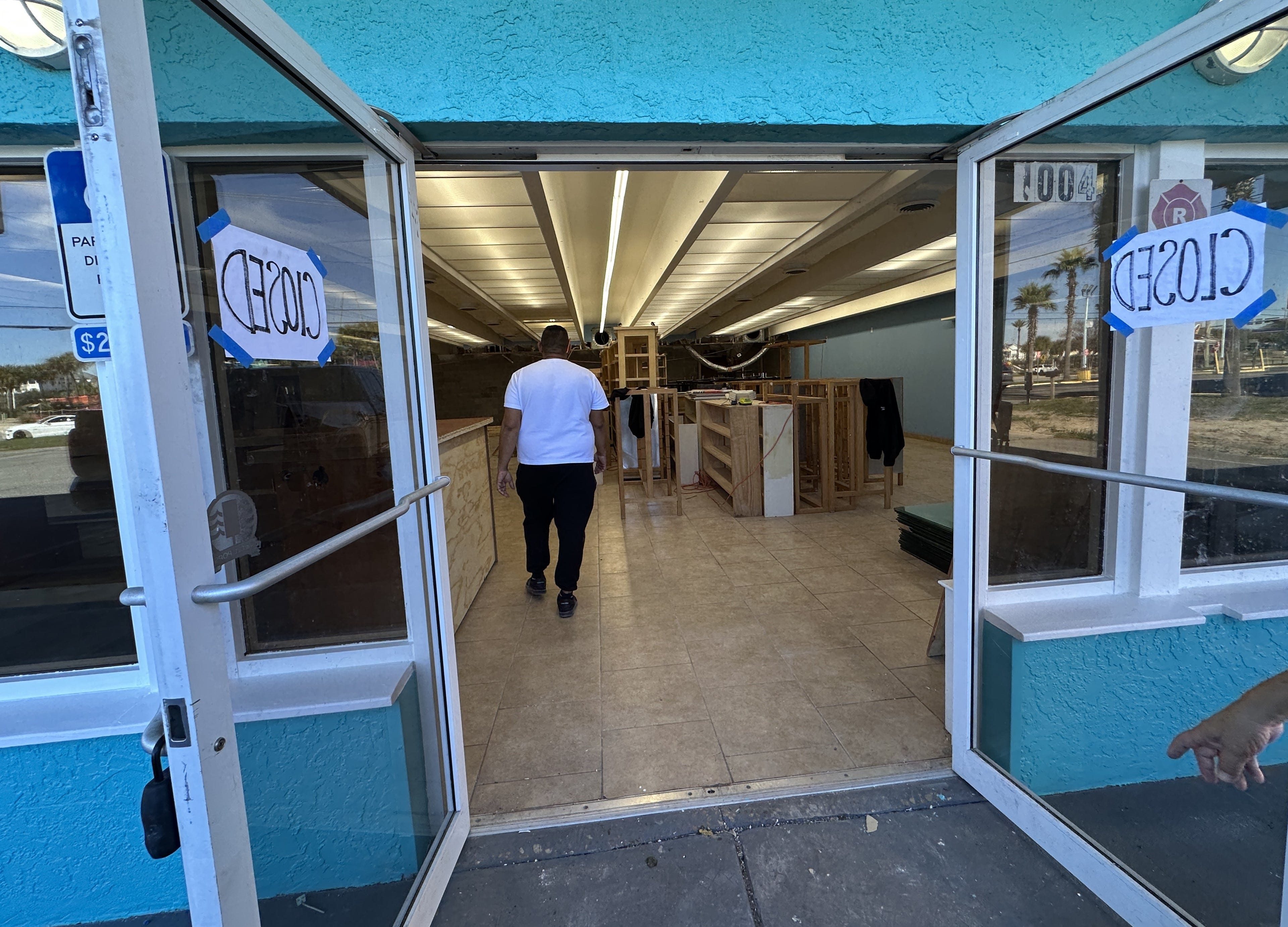 Moby Dick's moving into blue Blalock Seafood building in Destin