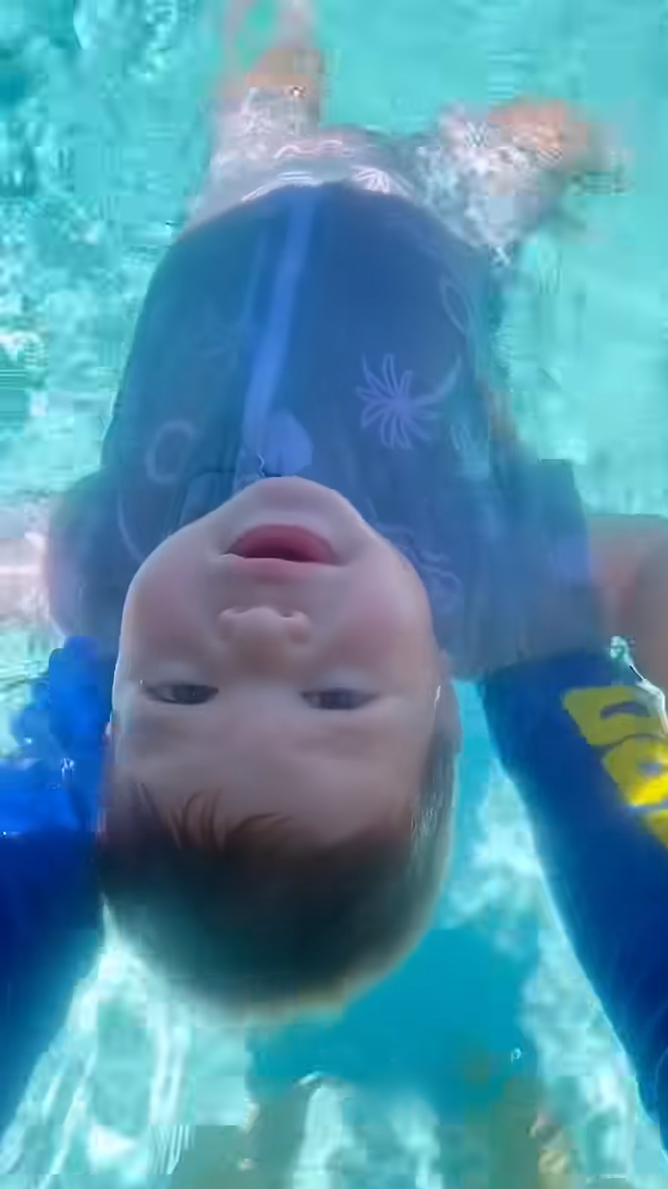 How to make a baby swim lesson fun