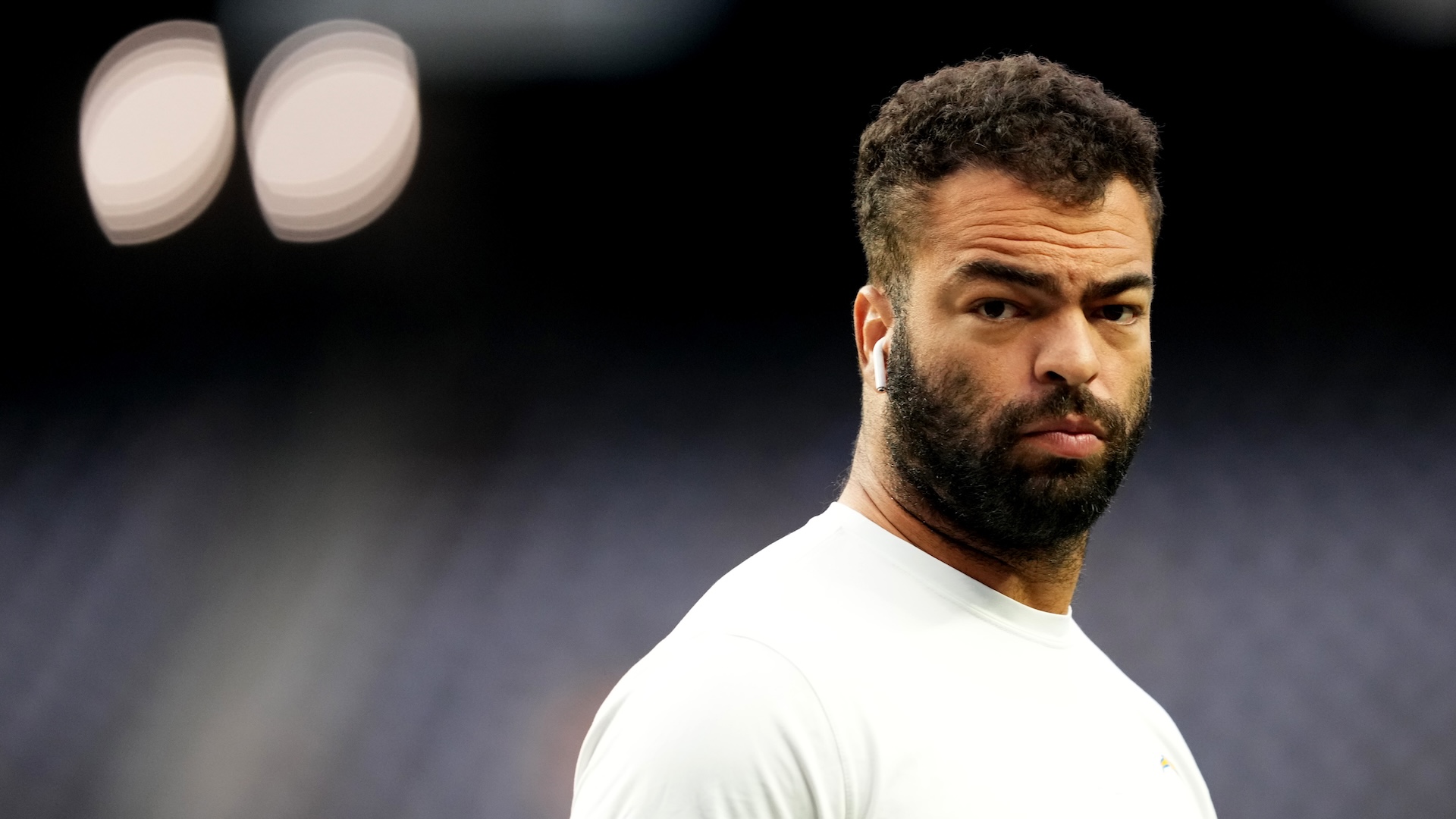 Ravens LB takes several digs at Steelers days after Mike Tomlin resigns