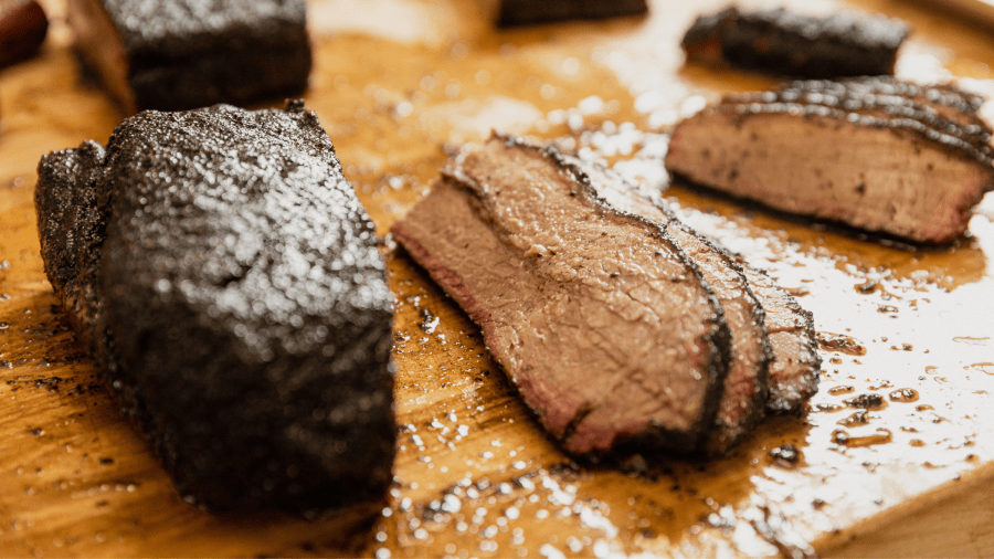 Texas-style craft barbecue restaurant opens on Broadway in Green Bay