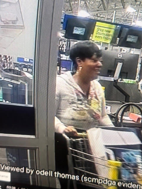 SPD seeks identity of individuals who stole $40,000 in Best Buy merchandise