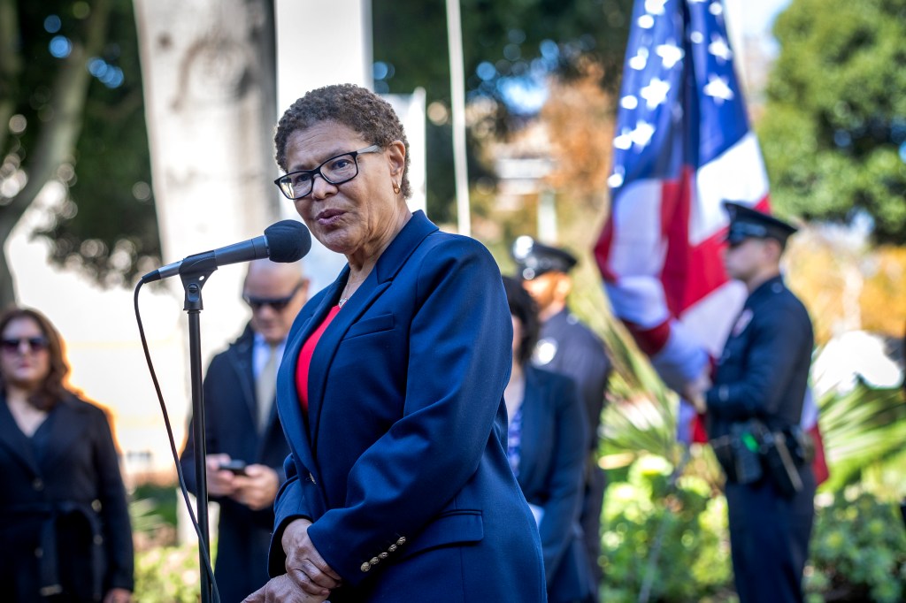 Trump admin slams LA Mayor Karen Bass after she called for ICE to leave ...