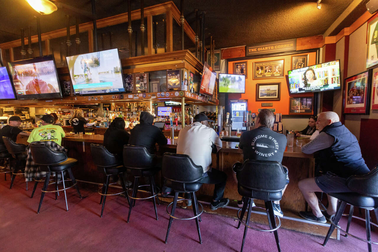 The tragic backstory of one of the Bay Area's best 49ers bars
