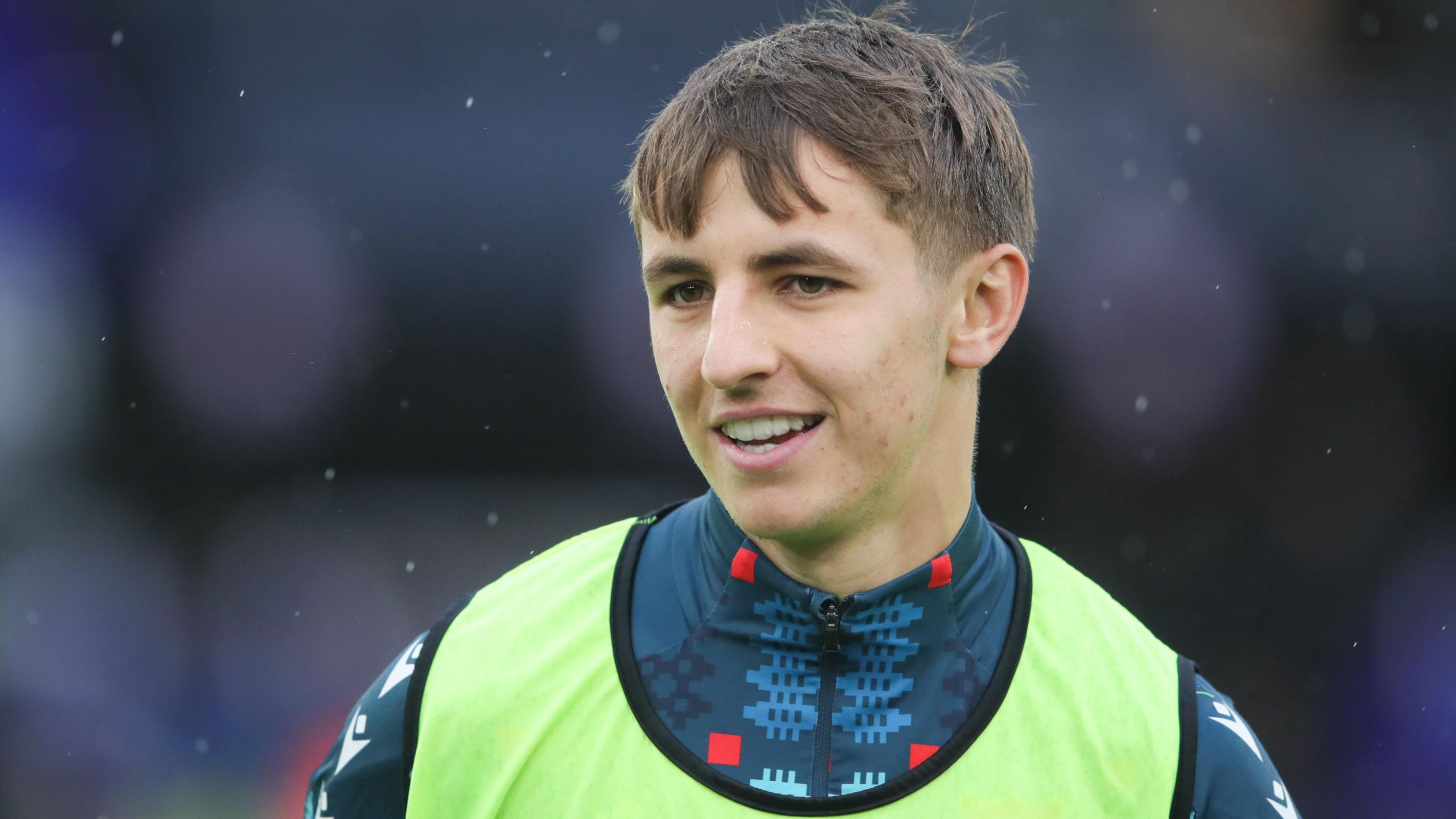 Cleworth signs new Wrexham contract until 2029