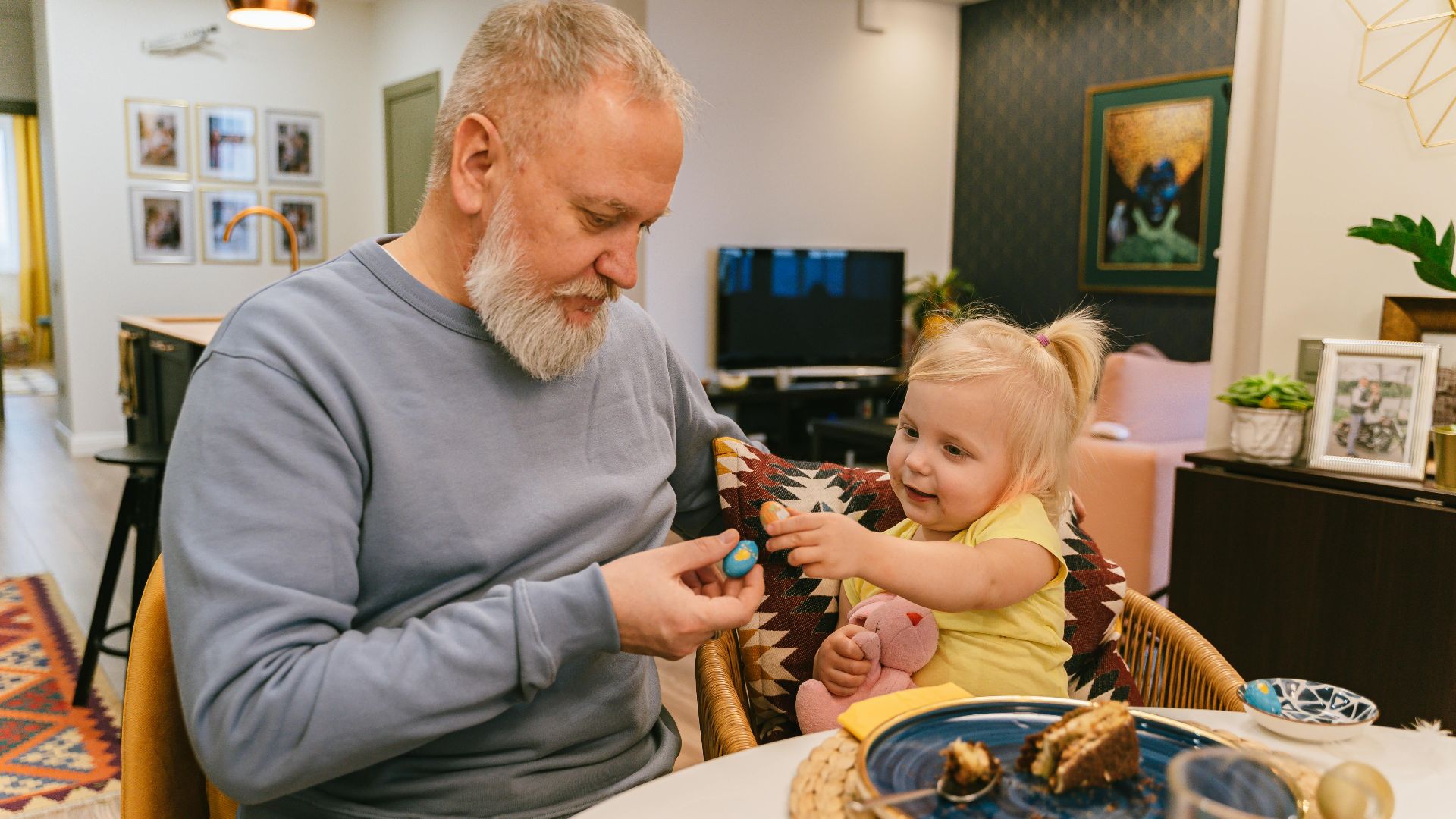 10 cute alternatives for “dad” & 10 for “grandpa”