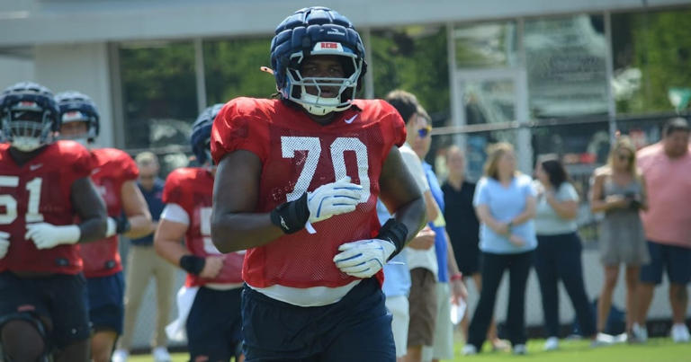 Ole Miss transfer offensive lineman Devin Harper commits to LSU