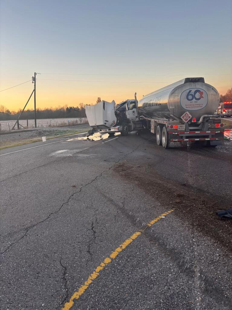 Oil spill shuts down Highway 23 in Belle Chasse; bus routes and traffic ...