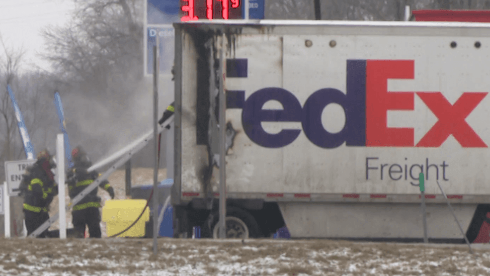 Lithium ion battery fire on FedEx truck closes M-51 ramps in Van Buren ...