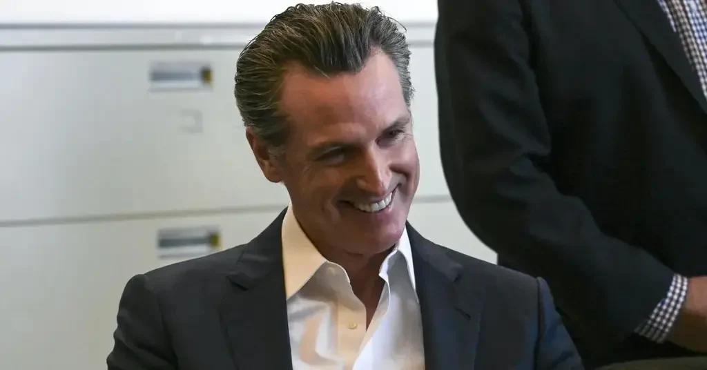 Newsom compares Leavitt to Obama