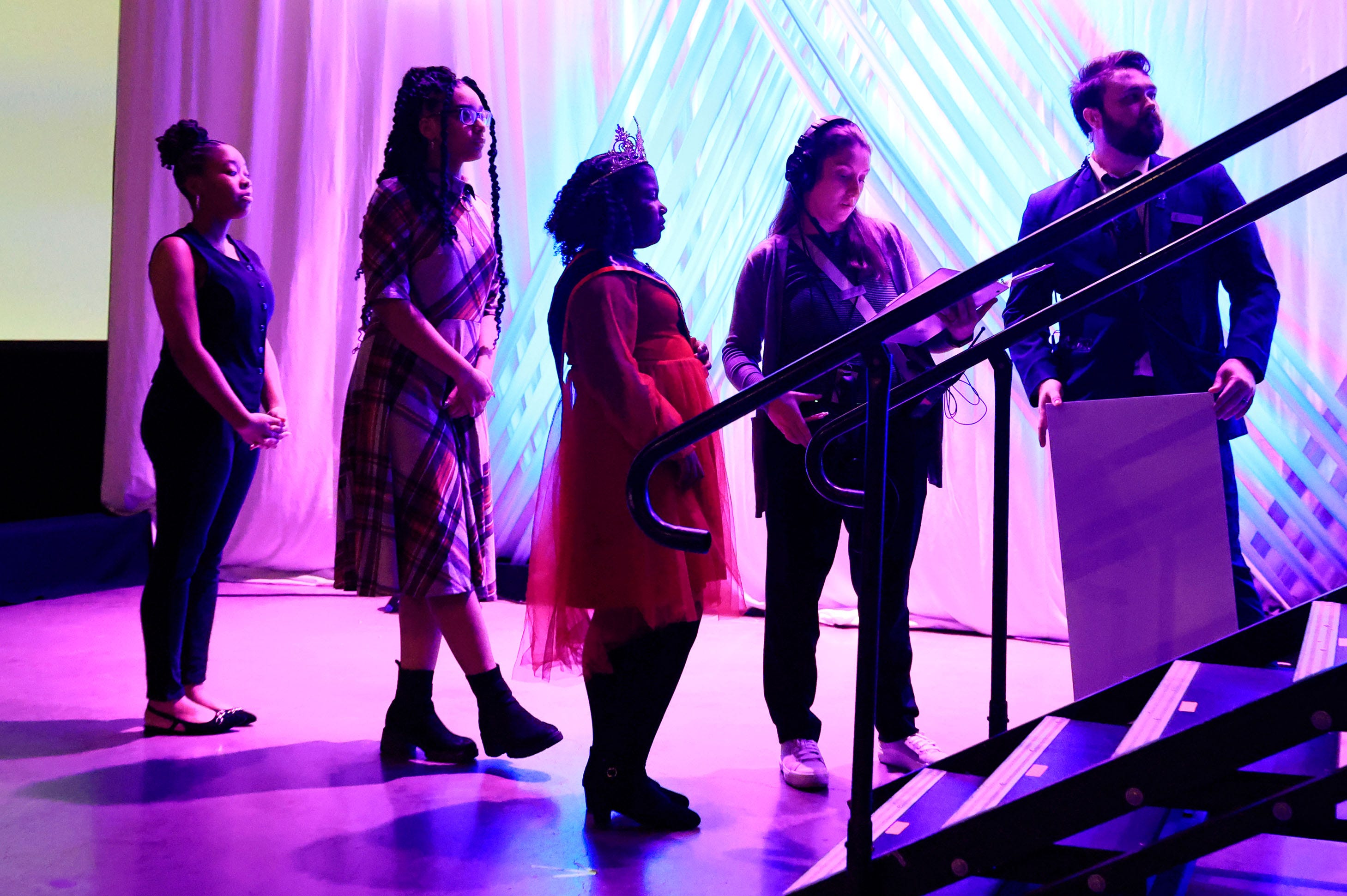 Jacksonville youth echo MLK ― 'walk with courage' ― in words and art