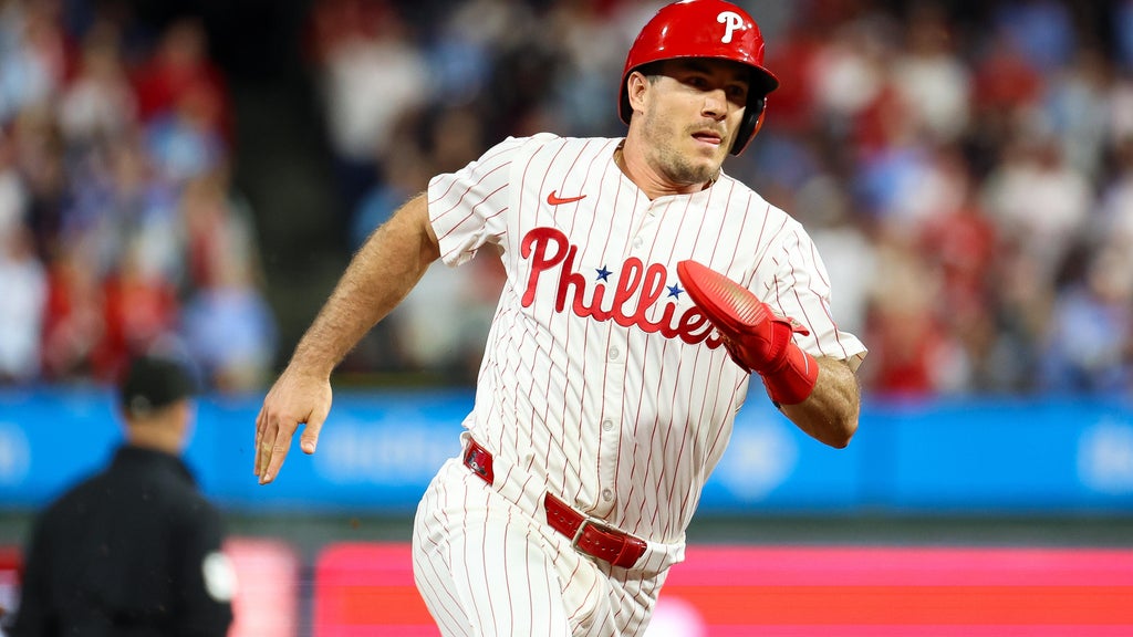 Phillies, JT Realmuto agree to 3-year contract after Bo Bichette signs ...
