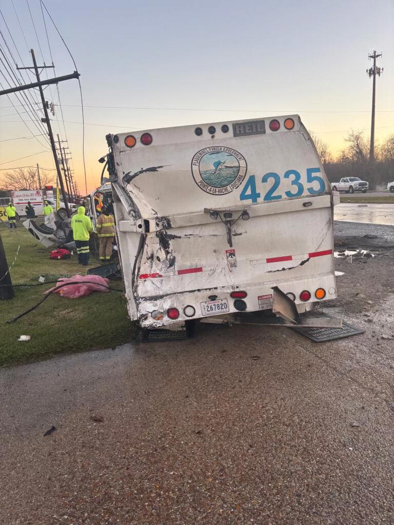 Oil spill shuts down Highway 23 in Belle Chasse; bus routes and traffic ...