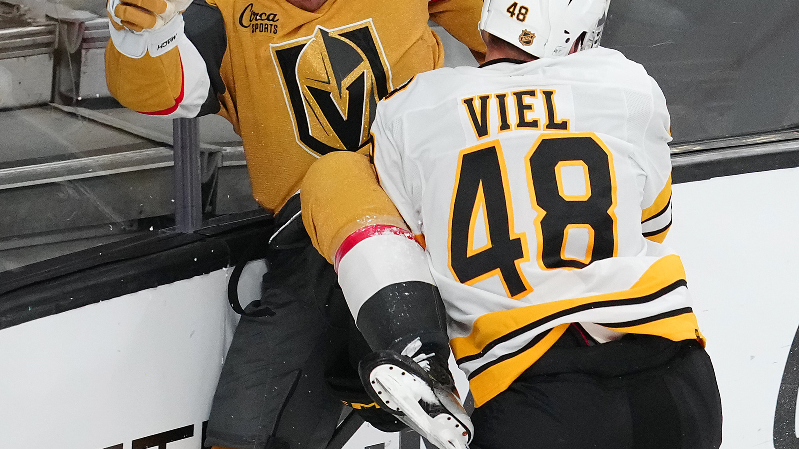 Anaheim Ducks acquire Jeffrey Viel